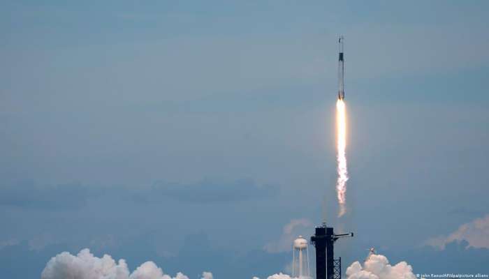 Two Saudi astronauts on Falcon 9 rocket to the ISS - Times of Oman